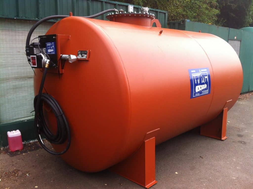 CUVE EQUIPEE AVEC DISTRIBUTEUR - AMTP